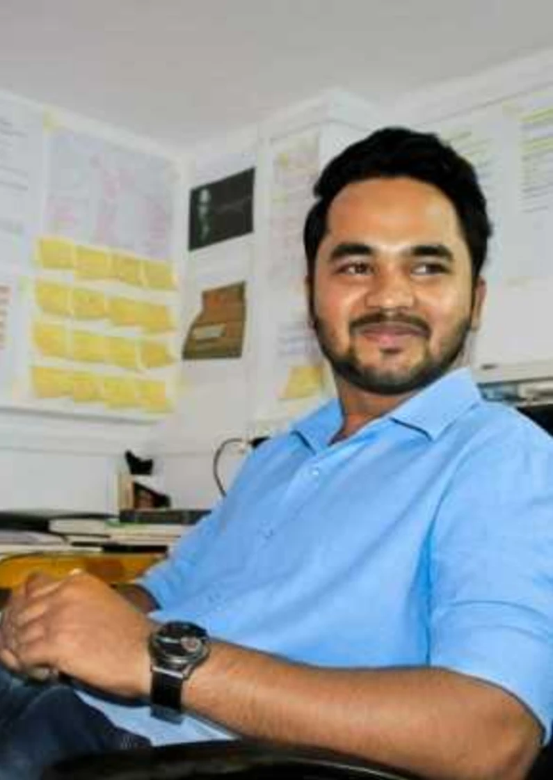 Book 1:1 Call with Minhaj Shaikh now | Sprect